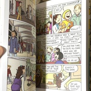 Scholastic | Other | 42 Smile Graphic Novel Ya Softcover Book By Raina ...